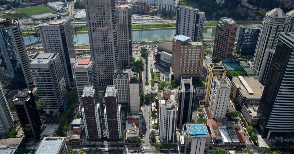 The digital building: transparent and autonomous