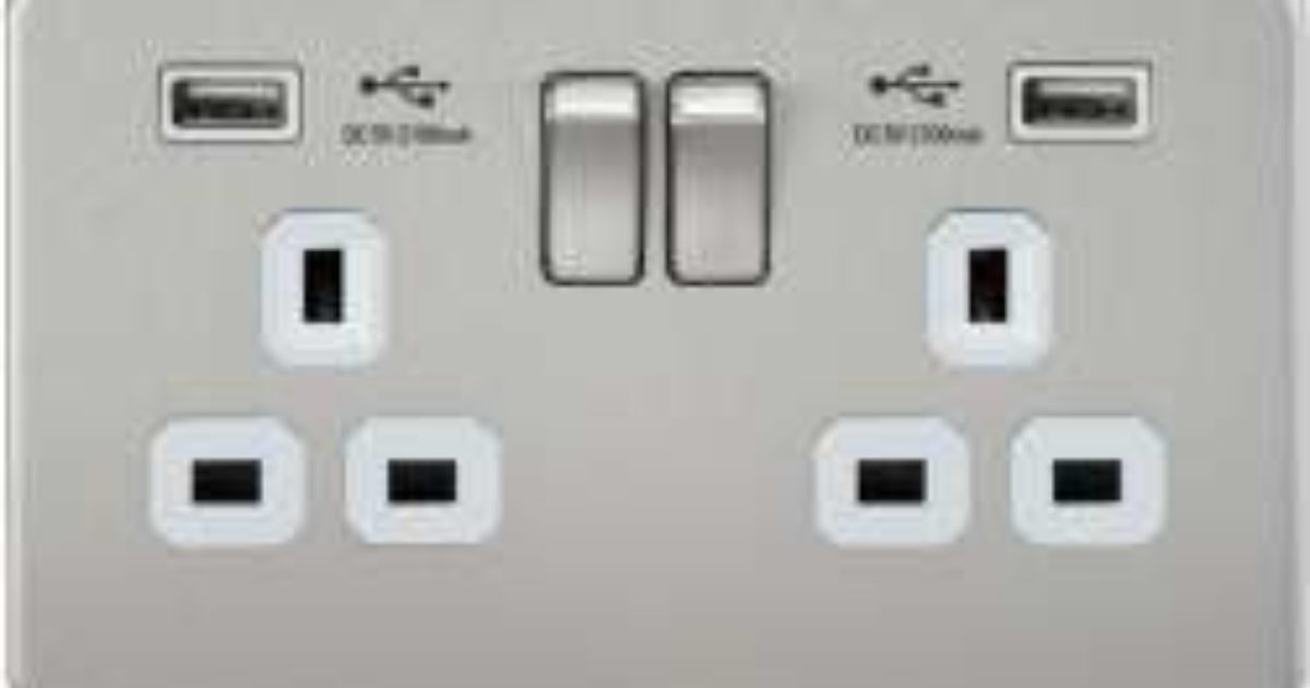 Charge USB and 3 pin devices simultaneously